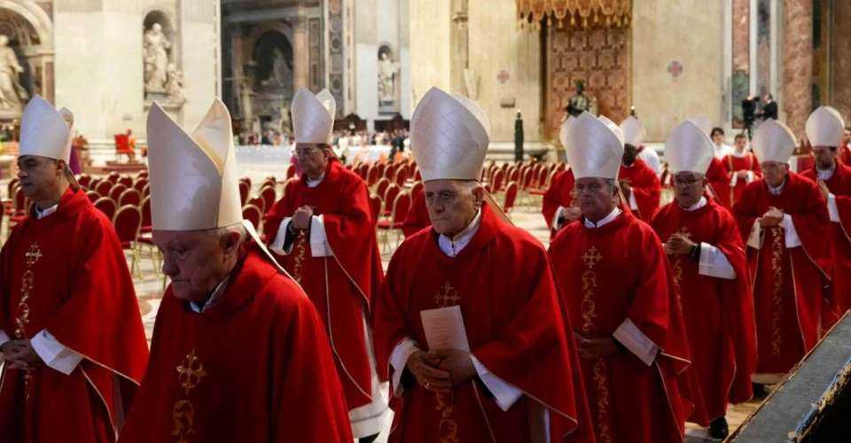 College of Cardinals reminded of primary call to serve - UCA News