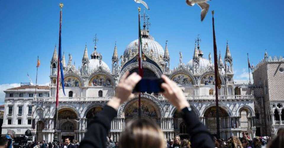 Tourism must respect, care for creation: Vatican official - UCA News