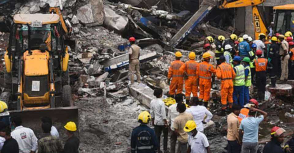 Indian bishops seek probe into factory blast killing 35 people - UCA News