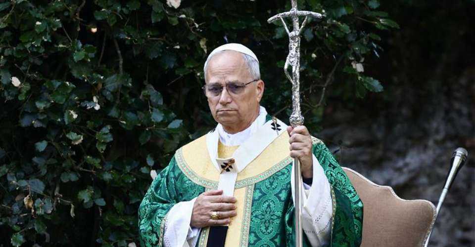 Pope Leo must resist blackmail tactics of Old Rite Catholics - UCA News