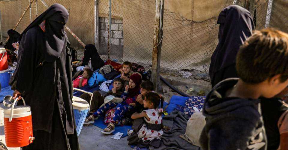 Over 800 Iraqis repatriated from notorious Syria camp - UCA News