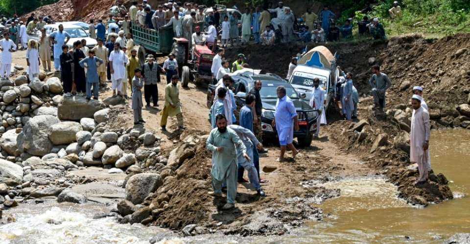 Pope prays for flood victims in Pakistan, India and Nepal - UCA News