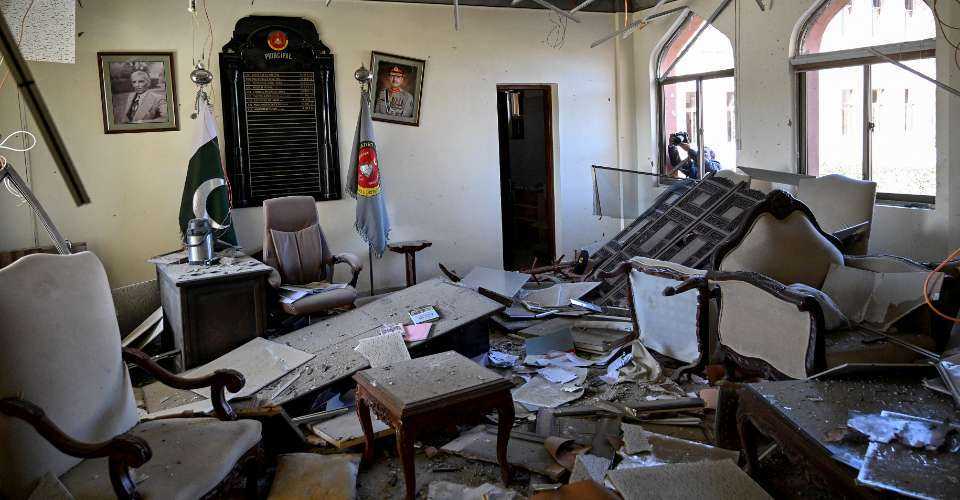 Pakistan arrests four over Islamabad bombing - UCA News