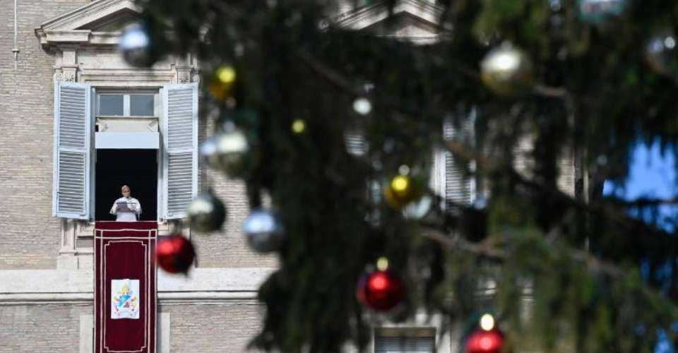 New year marks time to usher in era of peace, pope says - UCA News