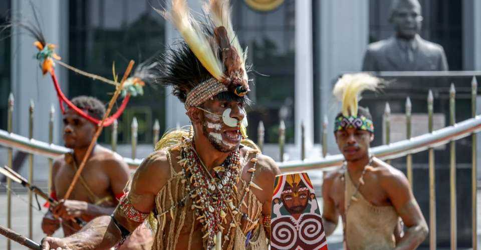 Tribal groups sign peace deal after deadly clashes in Indonesia’s Papua ...